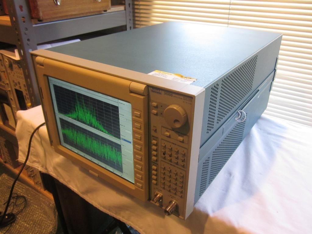 Tektronix 3066 Dc To 3 Ghz Real Time Spectrum Analyzer Spaulding Surplus
